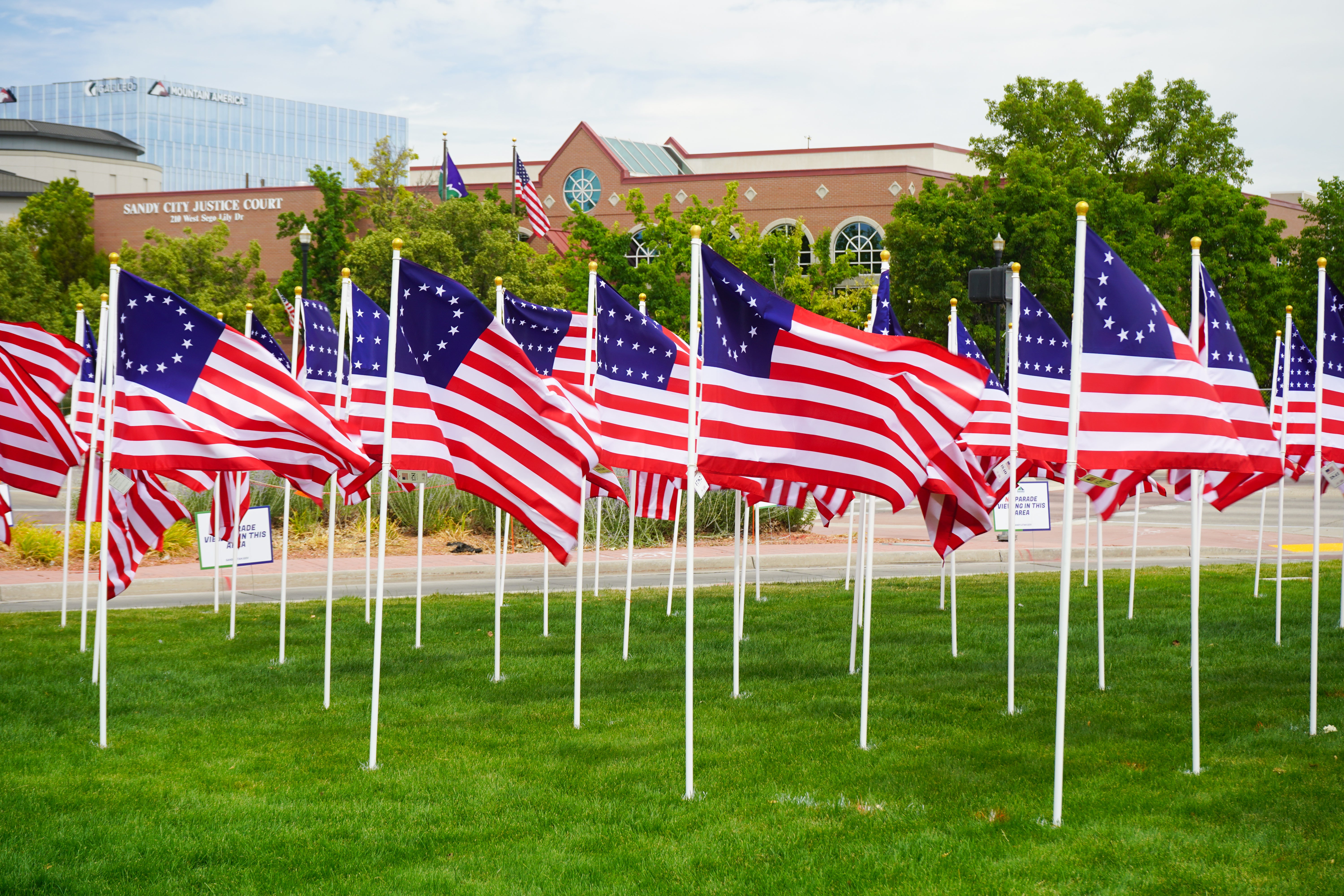 250 Years of Independence Historic Flag Field – Colonial Flag